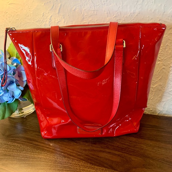 Marc By Marc Jacobs | Bags | Marc By Marc Jacobs Red Patent Leather ...